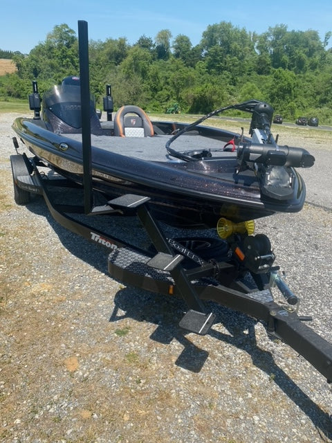 Triton Bass Boat Trailer Steps by BoatEFX | Best Boat Trailer Steps